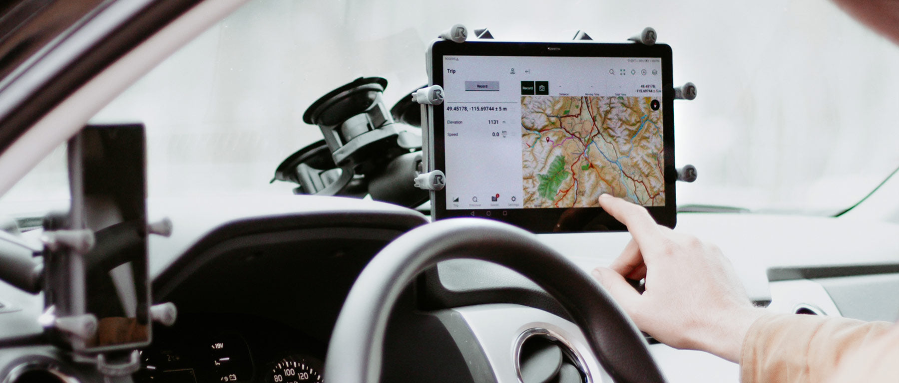 Using Your Tablet as an Infotainment System – RAM Mounts