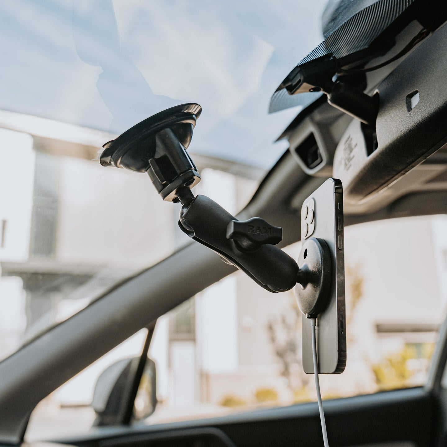 RAM® Twist-Lock™ Suction Cup Mount for Apple 15W MagSafe – RAM Mounts