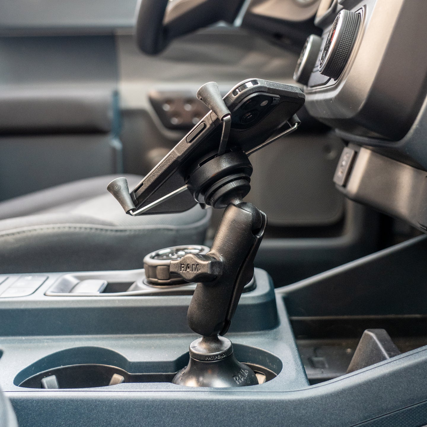 RAM® Stubby™ Cup Holder Ball Base – RAM Mounts