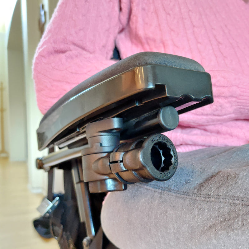 RAM® Universal Wheelchair Track Base with Quick Release & Swivel Featu ...