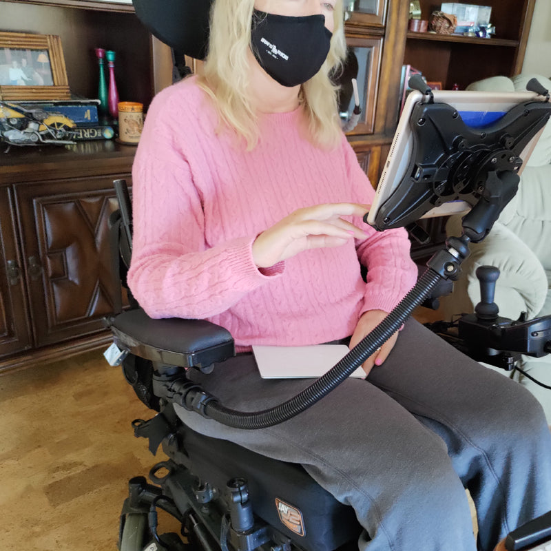 RAM® Universal Wheelchair Track Base with Quick Release & Swivel Featu ...