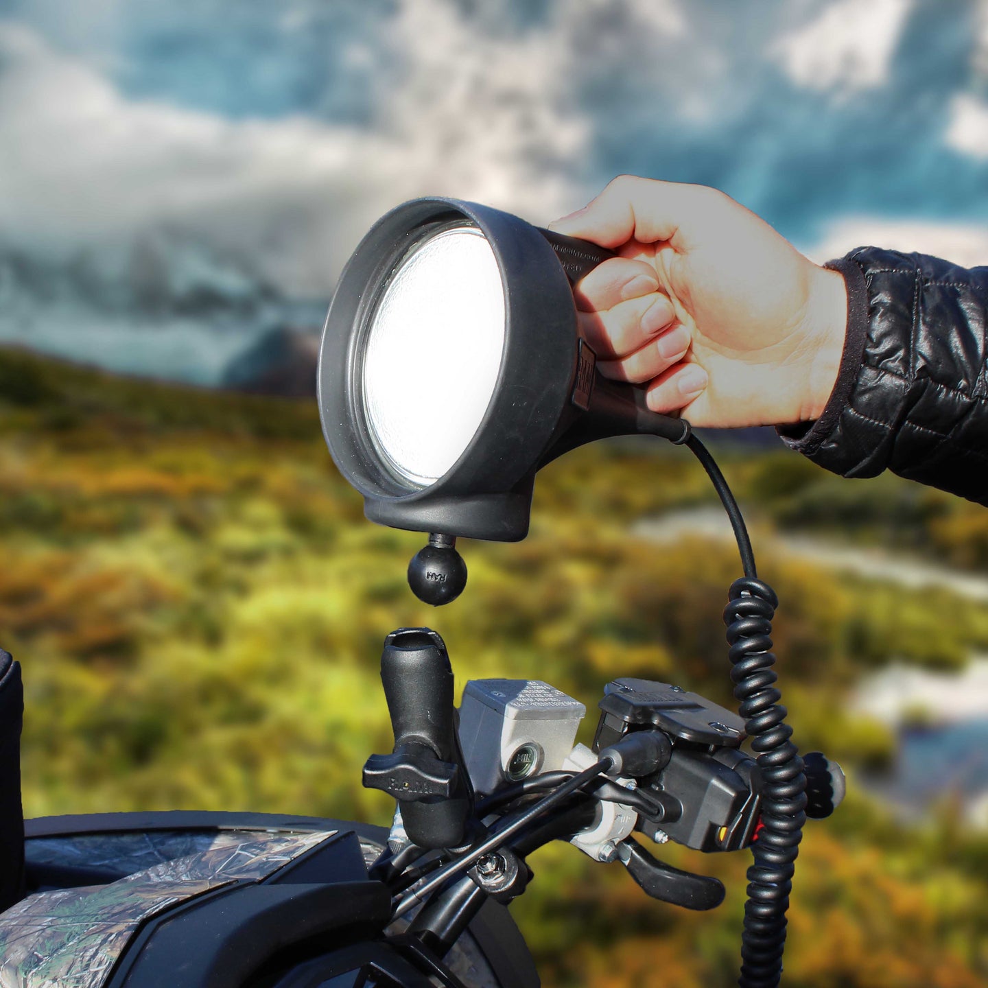 RAM® LED Spotlight with Ball – RAM Mounts